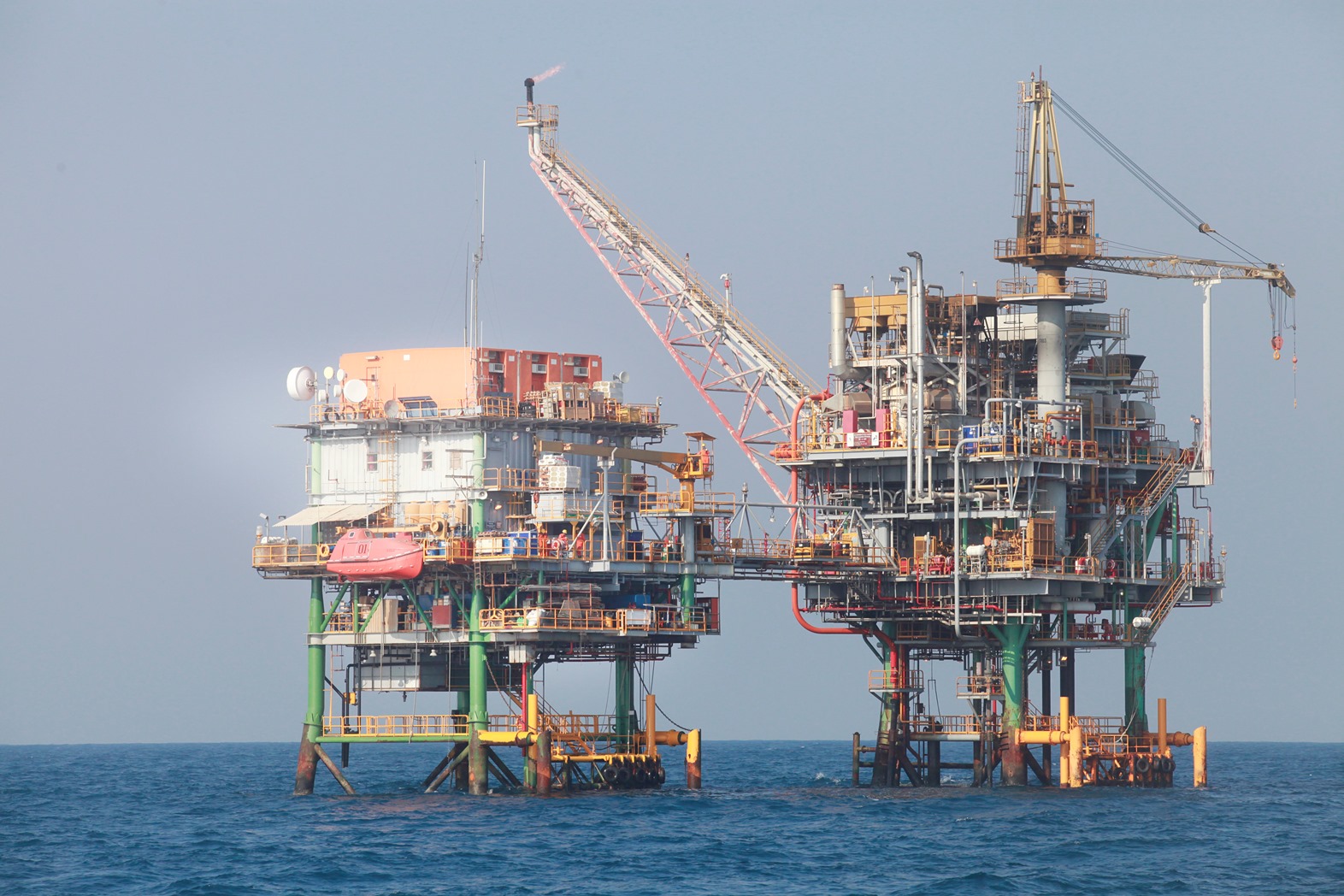 Anjungan Attaka Disetujui Alihfungsi Jadi Terumbu Karang - Dunia Energi