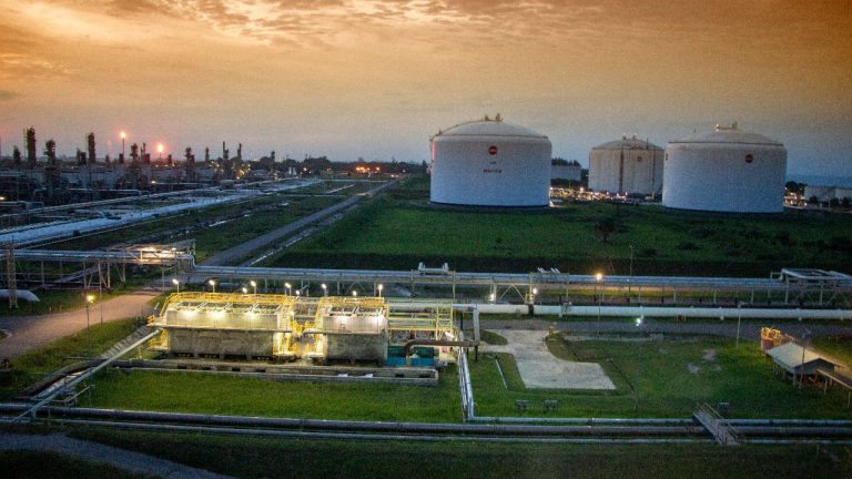 Tangki LNG Arun Siap Beroperasi Akhir Tahun 2025 - Dunia Energi
