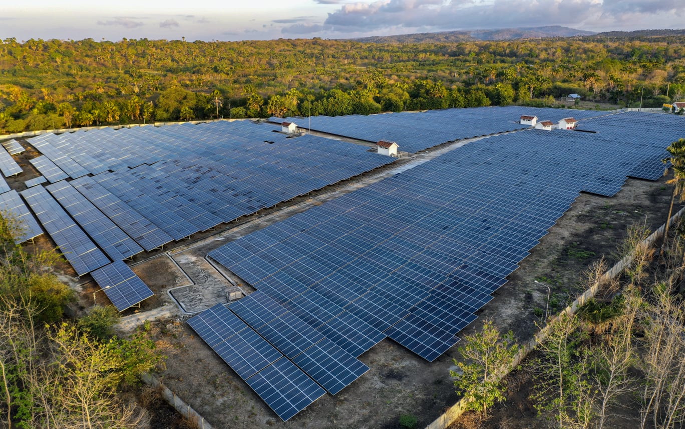 Kejar Kontrak PLTS Berkapasitas Total 100 MWp, Indika Siapkan Belanja Modal US$50 Juta - Dunia ...