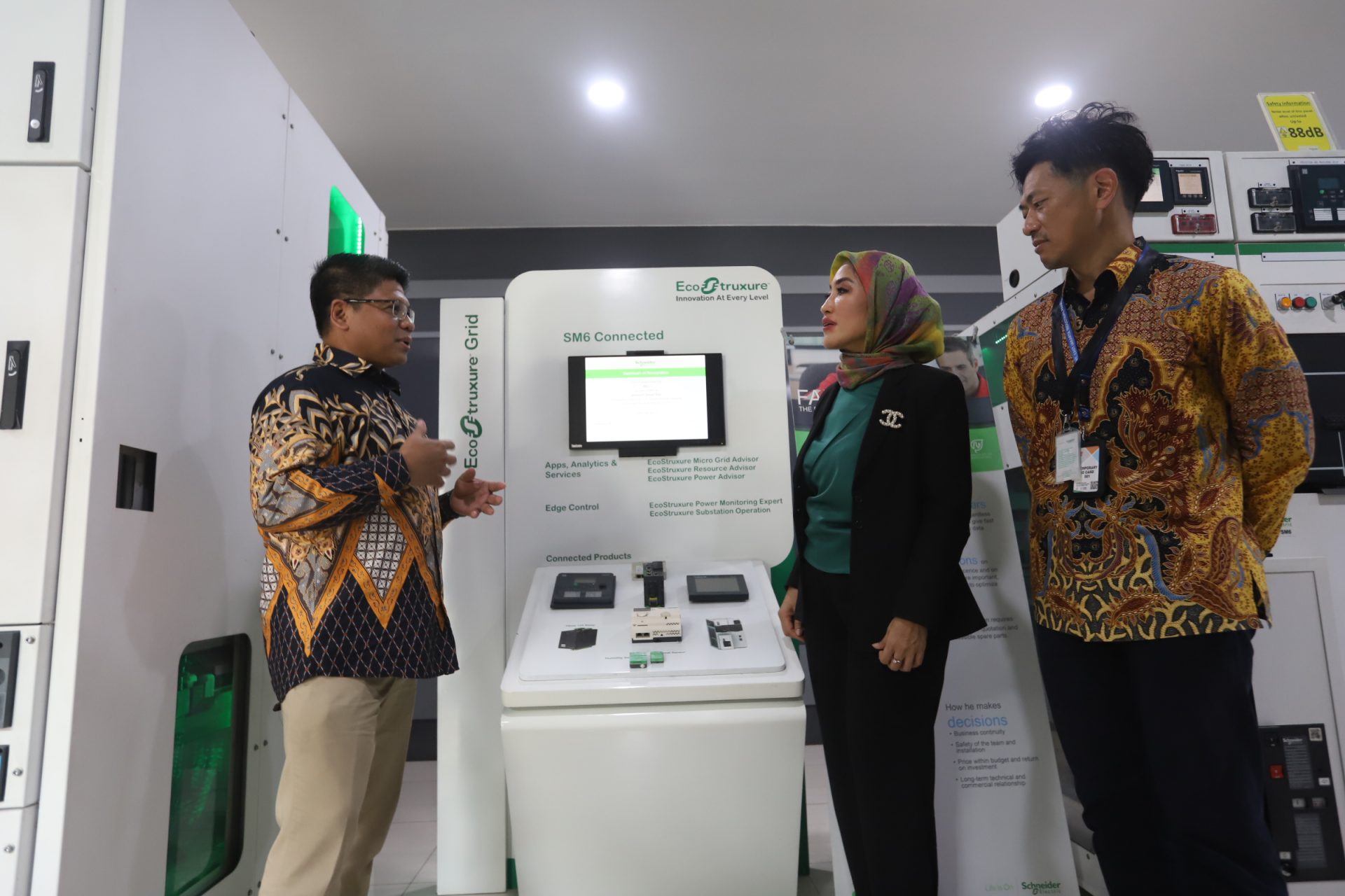 Schneider Electric Targets 100% Renewable Energy in Cikarang Smart ...