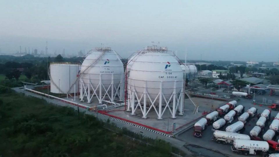 Tiga Terminal LPG Baru Pertamina Mulai Beroperasi - Dunia Energi