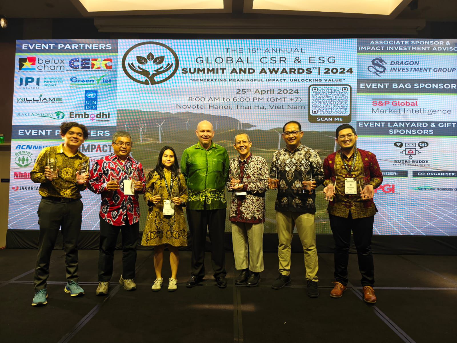 Implementasi CSR & ESG yang Unggul, Kilang Pertamina Sabet 14 ...